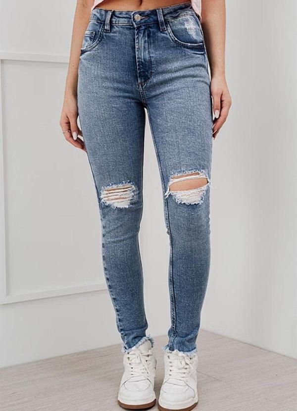 Calça Skinny Jeans Média - Amo Brand