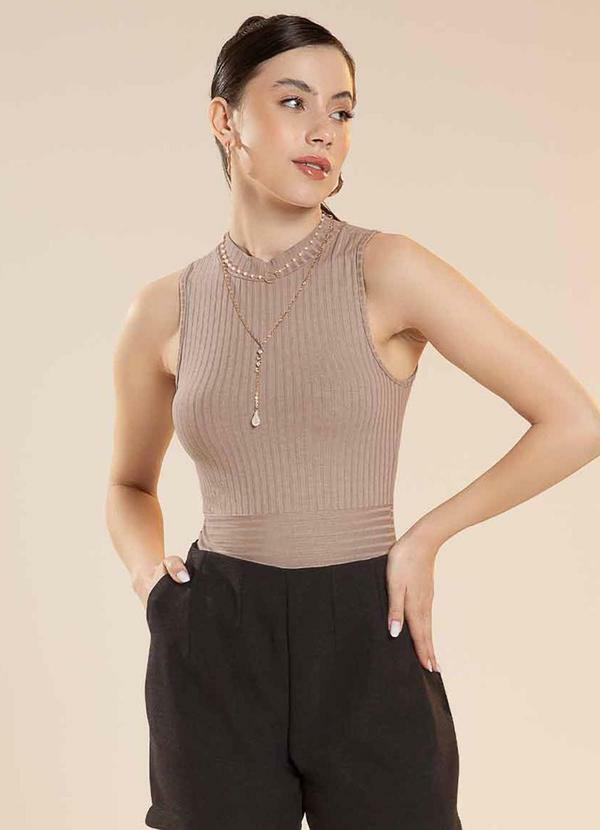 Regara Faminina Básica em Tecido Canelado Marrom - Habana