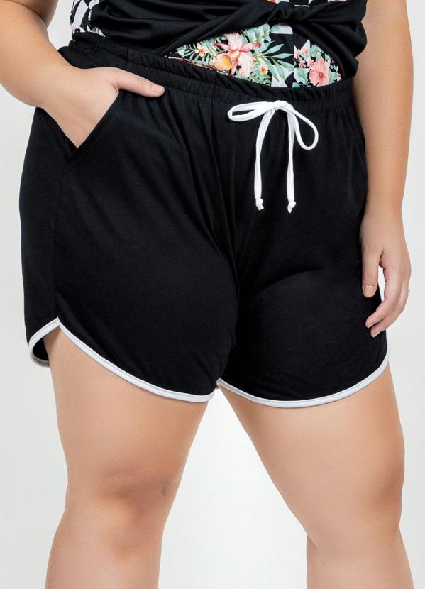 Short Preto com Bolsos Plus Size - Marguerite