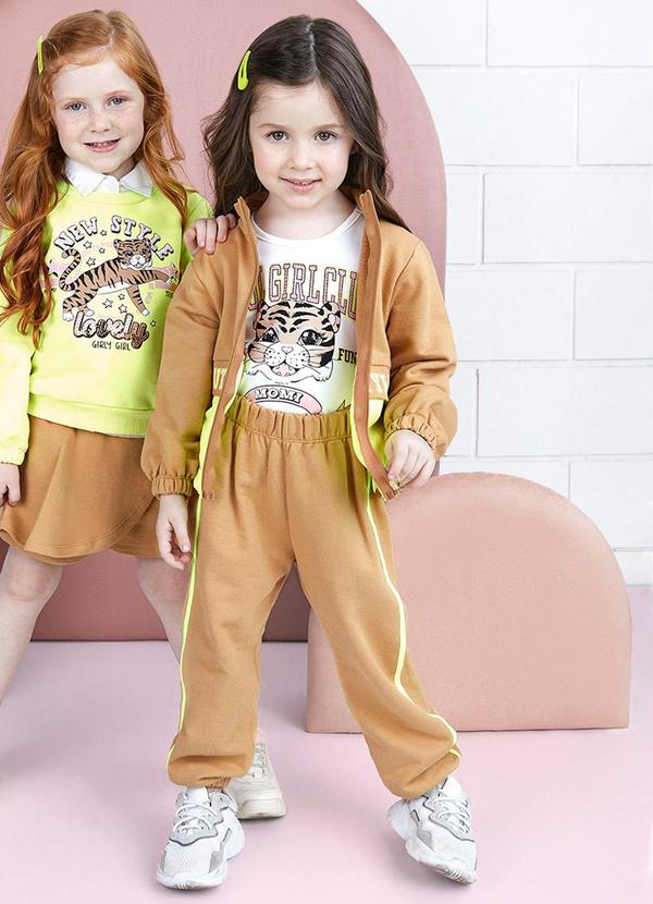 Conjunto de Moletom Camel com Neon Marrom - TexBrands
